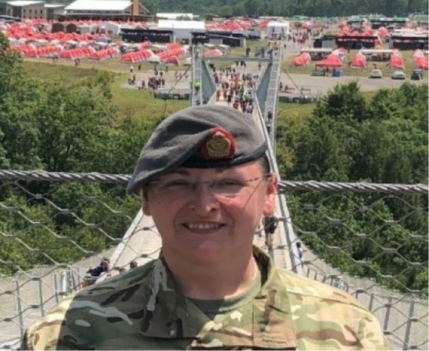 Practitioner Vikki is Major hit in Welsh Veterans' Awards - Bayside ...