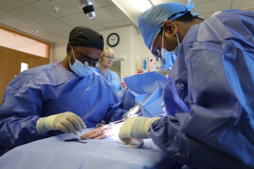 Procedure room for hand surgery opens in Llandudno - Bayside Radio ...